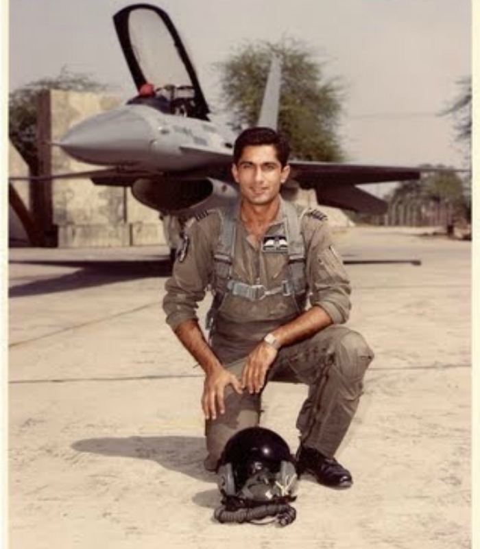In A World Going Mad, A Pakistan Air Force Pilot Set An Example And ...