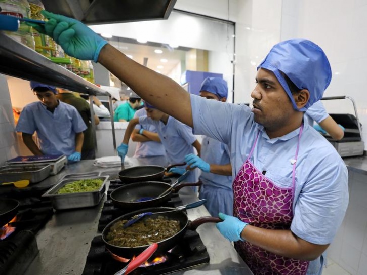 Here Are 16 Inside Pics Of 'Operating Room-Themed Restaurant' Where ...