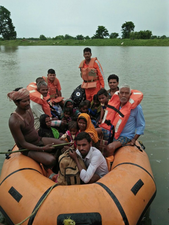 NDRF Rescues 6 Pregnant Women In Flood-Hit Bihar, Helps Another Woman ...