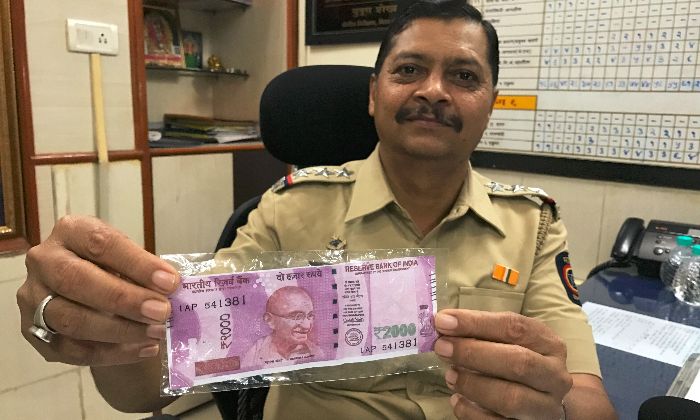Here Is What You Should Do If You Get A Fake Note From ATM