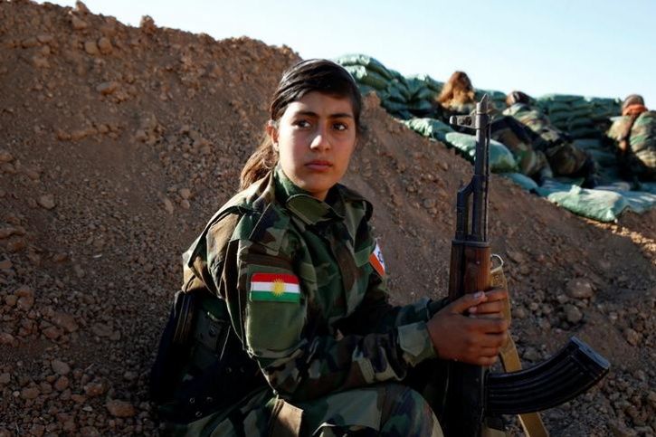 19 Really Powerful Pictures Of Female Kurds Fighting Against Islamic ...