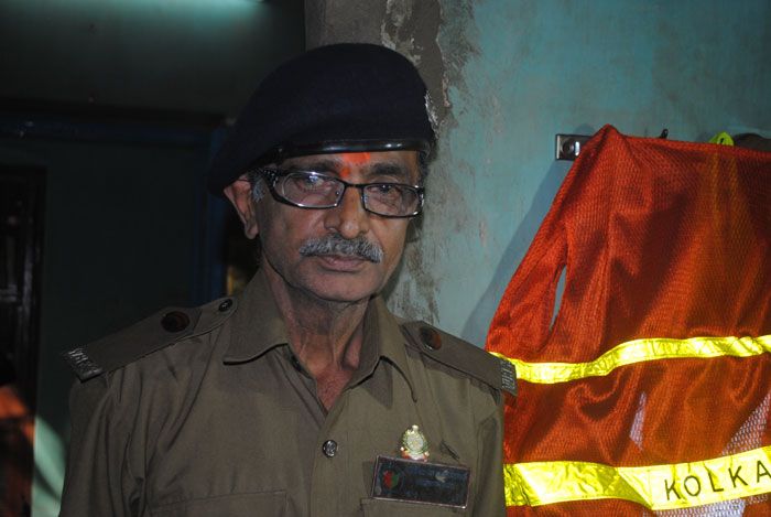 A Kolkata Fireman Who Saved Thousands Of Lives Receives Padma Shri ...