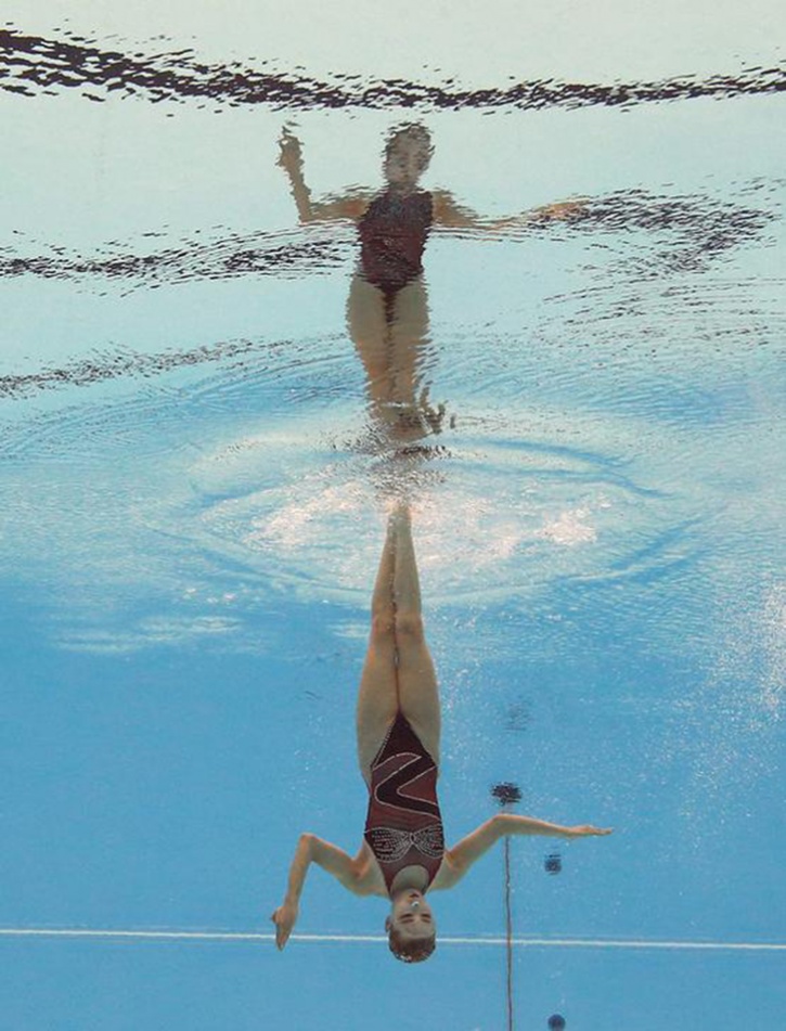 These 23 Pictures Of Synchronized Swimming At This Year's World ...