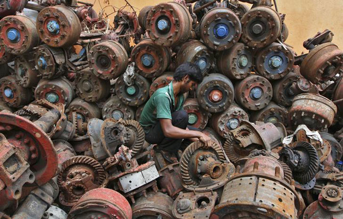 These Are The Workers Who Salvage Valuable Materials From India's Waste