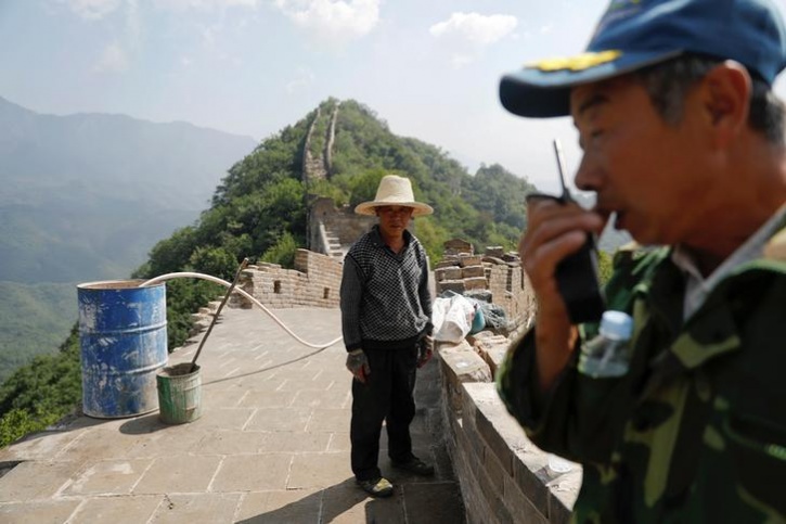 Rebuilding The Great Wall Of China With Simple Tools And Mules