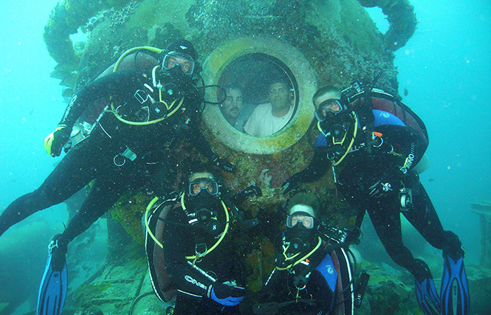 NASA Astronauts Are Ready For A Deep Sea Expedition To Prepare For Mars ...