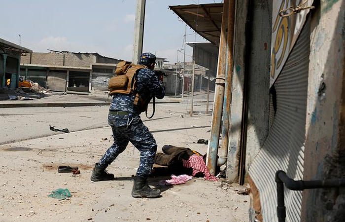 24 Photos That Show A Fierce Battle Between Iraqi Forces And ISIS In Mosul