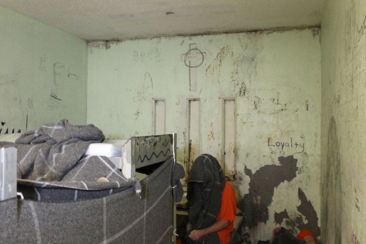 The Most Disgusting Prison In The World Has Leaking Walls, Chipped ...