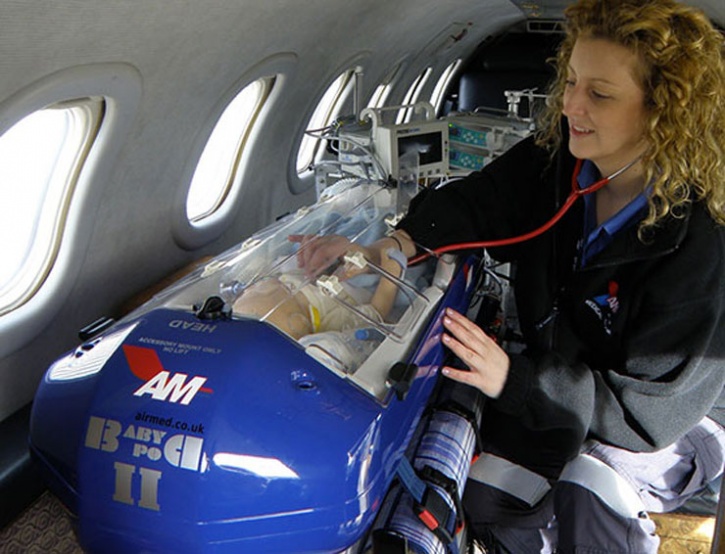This F1 Team Uses Racing Car Technology To Keep Newborns Safe In Ambulances