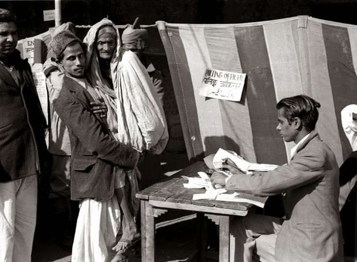 13 Pictures That Show How Indians Had Voted In First General Election ...