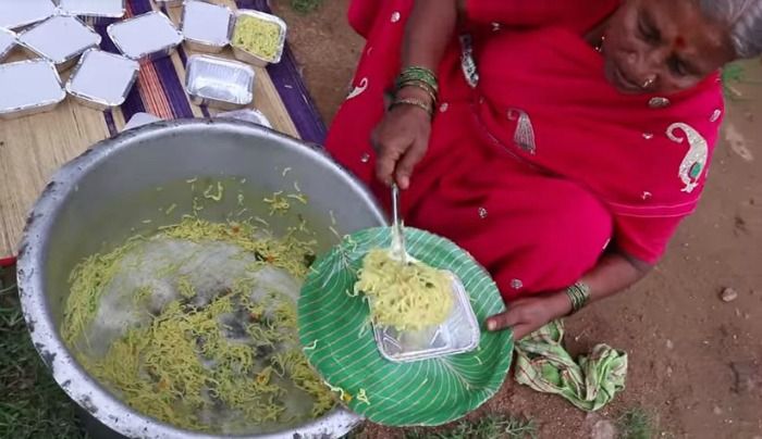 This Grandma Cooking 100 Packets Of Maggi Will Make Your Stomach ...