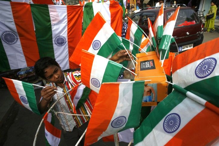 This Independence Day Govt Wants Us To Say No To Plastic Flags, But ...