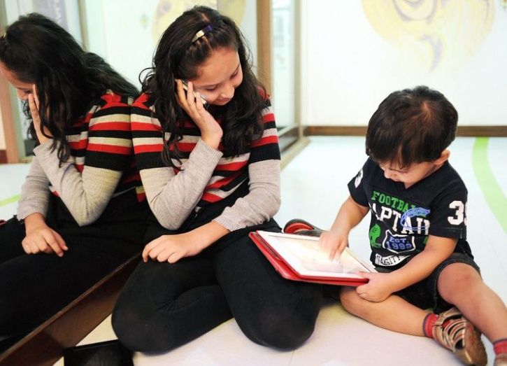 Your Socioeconomic Status Shapes Your Brain From Childhood To Early ...