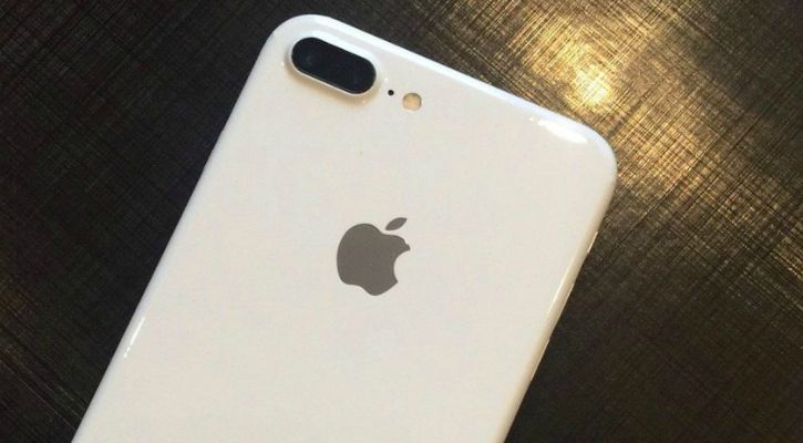 Shot Fully On An iPhone, 'Unsane' Is A New Thriller From One Of ...