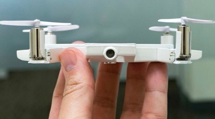 A Smartphone Case That Can Sprout Wings And Take Aerial Selfies? Yes ...