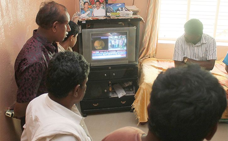 Indians Trust Media More Than The Americans, Most Believe It's Doing An ...