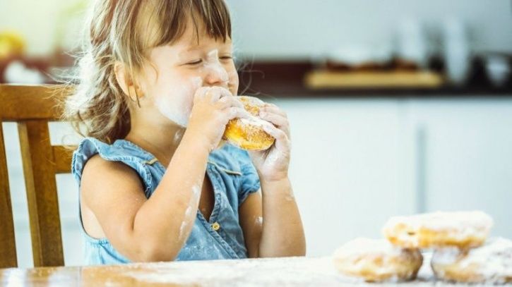 Limit Children To Eating No More Than Two Snacks A Day, A 100 Calories ...