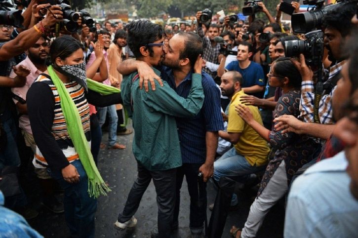 11 Non-Violent And Unique Protests That Changed The World Without ...