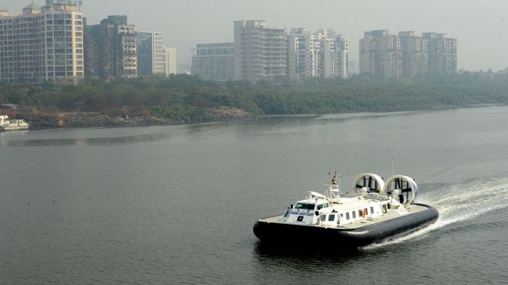 This Hovercraft Ferry Service Will Cut Travel Time From Mumbai To Navi ...