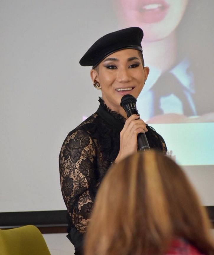 A Buddhist Monk Who's Also A Makeup Artist, This Guy Is Balancing Both ...