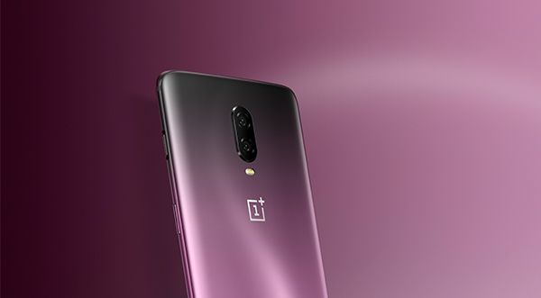 And Yet Again! OnePlus Leads In The Premium Smartphone Segment In India
