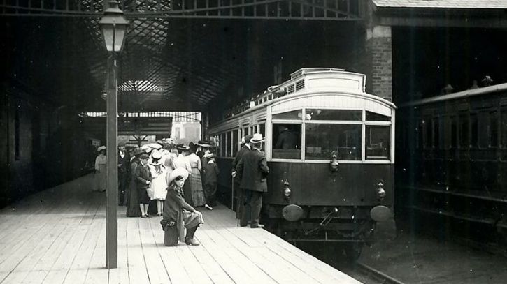 The World's Oldest Electric Train Is Running Again, 115 Years After It ...