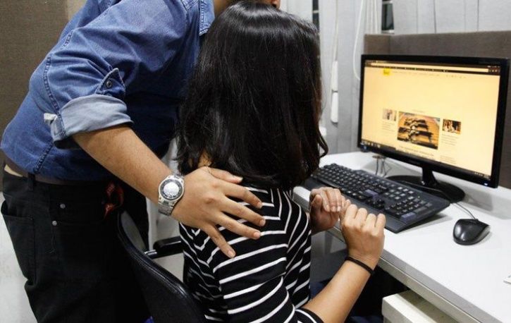 These Things Are Deemed Inappropriate Behaviour At Workplace & Can Land ...