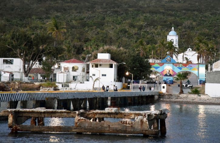 Nobody Wants To Leave This 'Paradise Prison' Situated On The Maria ...