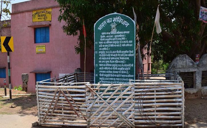 जल, जंगल और ज़मीन के लिए किए जाने वाले 'पत्थलगड़ी' आंदोलन की पूरी कहानी ...