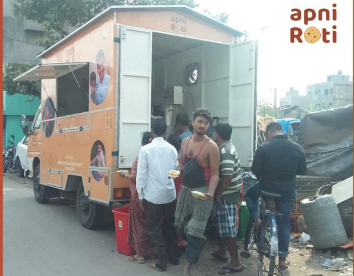 An NGO In Kolkata Called 'Apni Roti' Is Operating A Roti-Vending ...