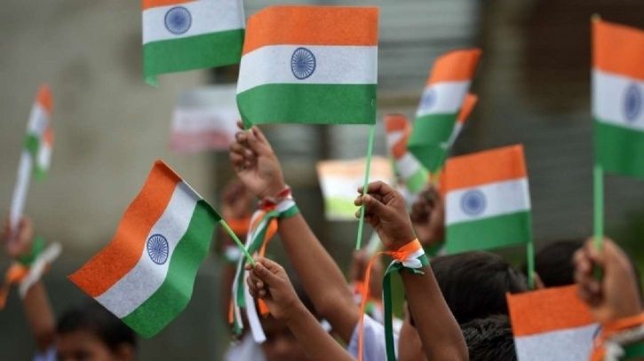 SRK’s ‘Ted Talk India’ To Distribute 2000 Eco-Friendly Flags Today That ...