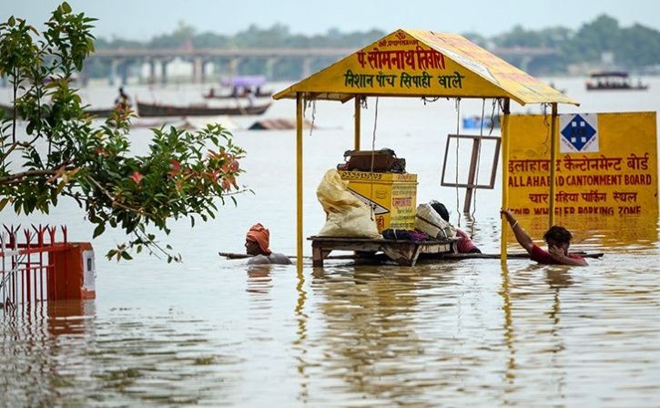 23 Heartbreaking Pictures From States Where Heavy Rainfall Has Wreaked ...