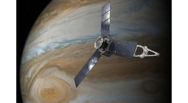 A Casual Astronomer Spotted An Asteroid As Big As Earth Crash ...