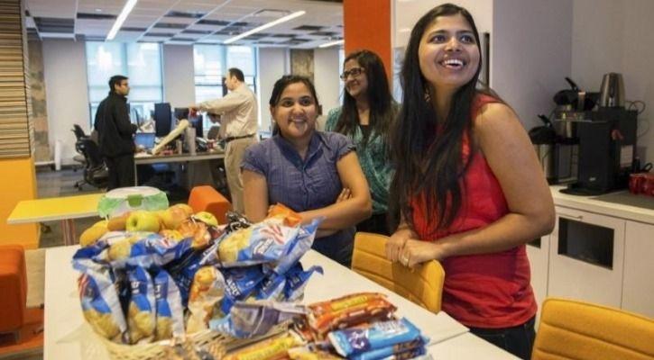 Meet Manisha Biswas, 25-Year-Old Techie Who Empowered 200 Women With Tech Skills In Kolkata