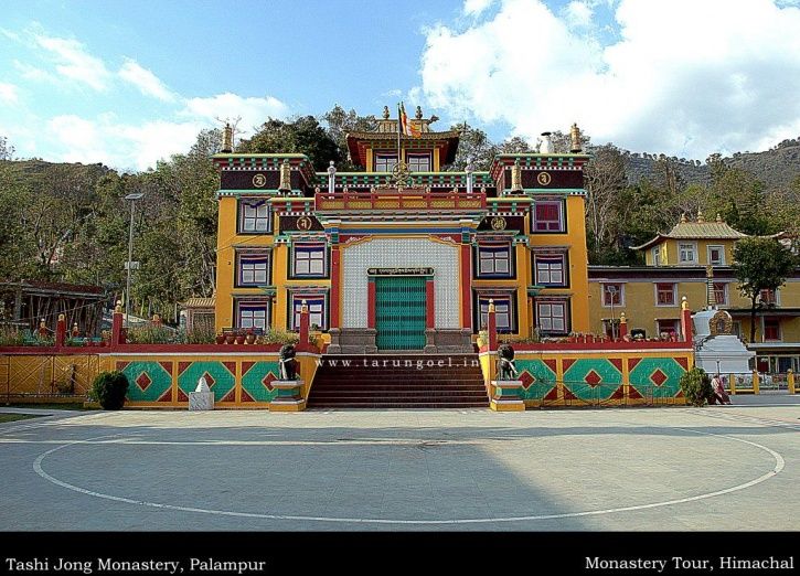 8 Reasons Why You Should Visit Palampur, A Tiny Paradise Nestled In The ...