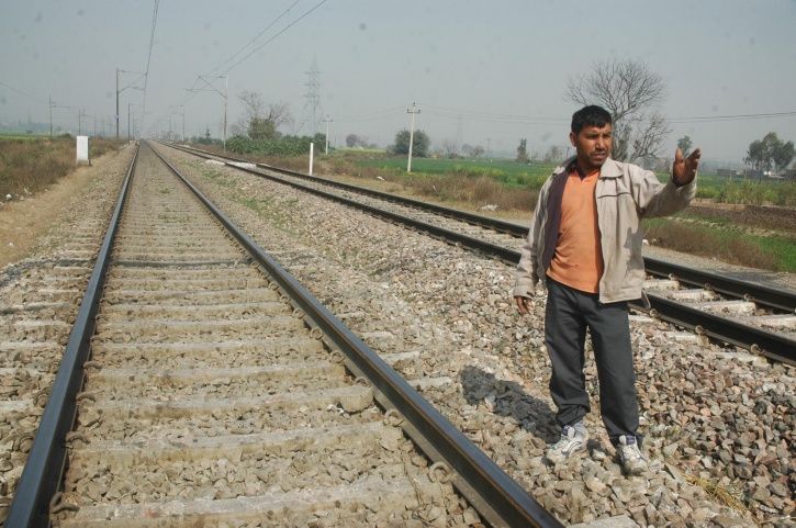 Pakistan Stops Samjhauta Express At Wagah Border After Downgrading ...