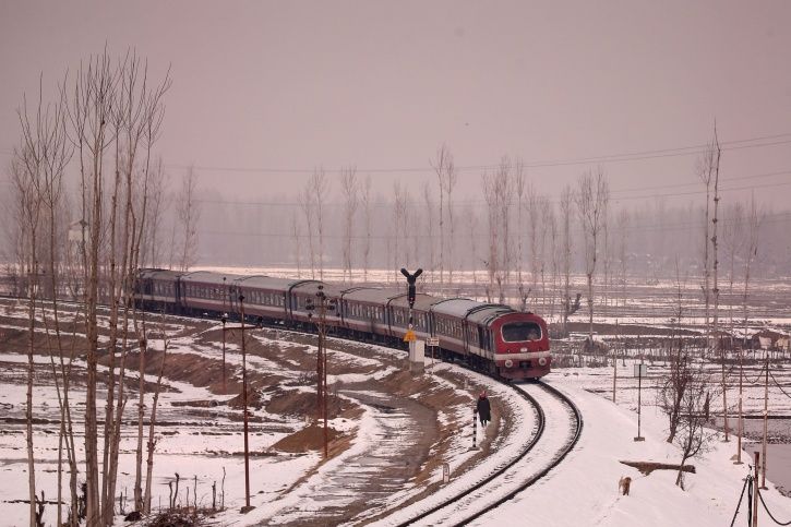 Here's Everything You Need To Know About Bilaspur-Manali-Leh Railway ...