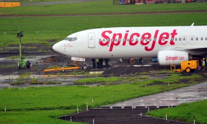 Spicejet Crew Summoned By DGCA For Celebrating New Year In Operational ...