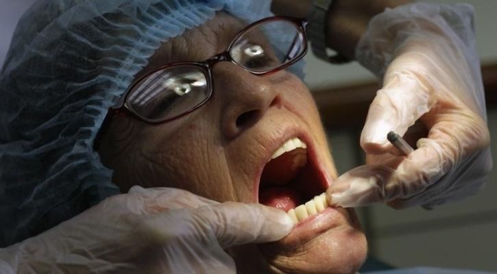 This Tiny Sensor Sticks To Your Tooth And Monitors Your Diet Through A ...