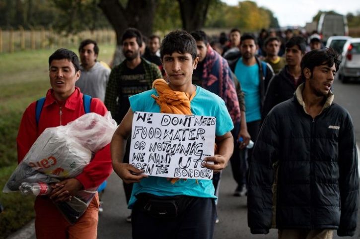 15 Images Show The Plight Of Struggling Migrants, They Need Urgent Help ...