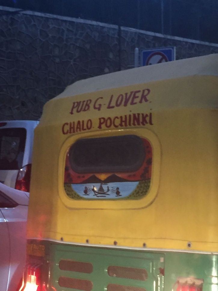 These Funny & Witty Road Signs Prove ‘It Happens Only In India’