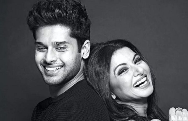 Bhagyashree Gets Emotional After Watching Son Abhimanyu's Debut 'Mard ... Bhagyashree Gets Emotional After Watching Son Abhimanyu's Debut 'Mard ...