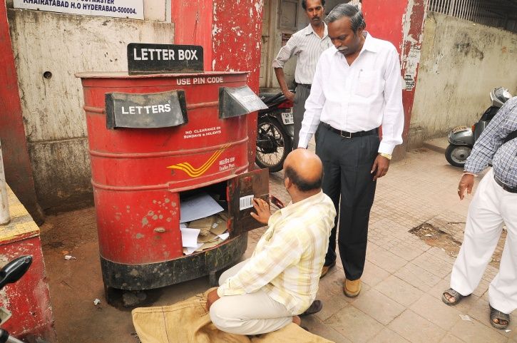 India Post Failed To Deliver A Parcel In 2013, Court Orders Them To Pay ...