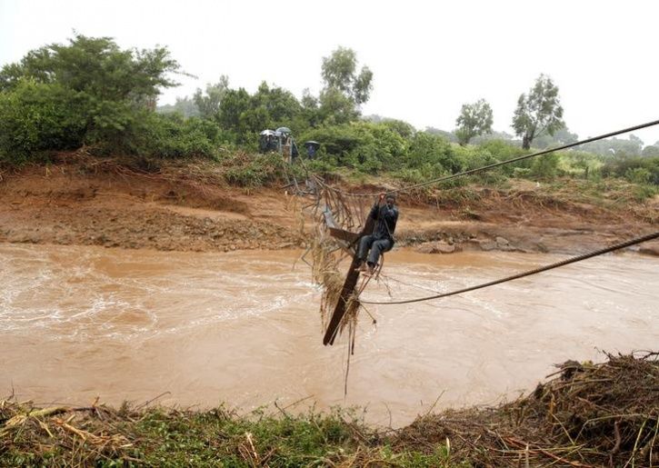 15 Heartbreaking Images Of Powerful Cyclone From Mozambique, Zimbabwe ...