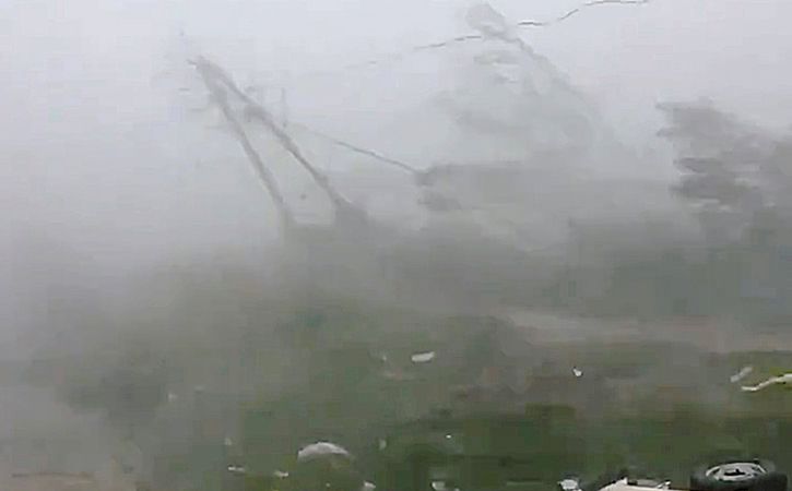 These Powerful Images Show The Devastation Caused By Cyclone Fani In Odisha