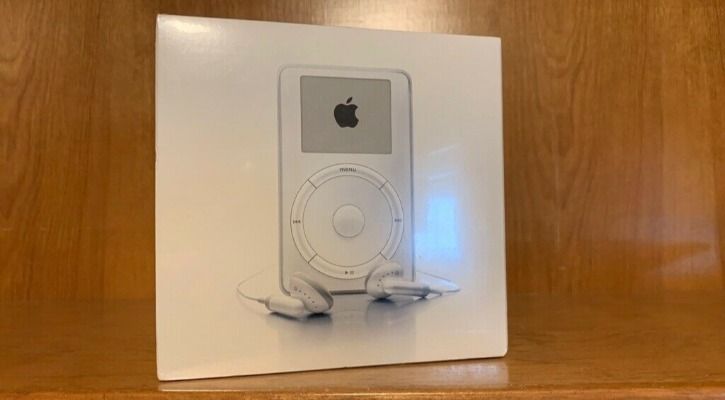 This Incredibly Rare iPod Still In Its Original Pack Can Be Yours For ...
