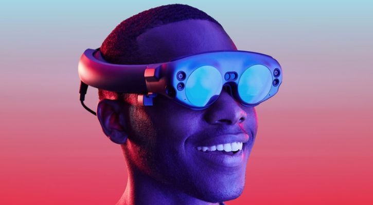 Apple Working With Counter-Strike Game Developer Valve To Make Its New ...