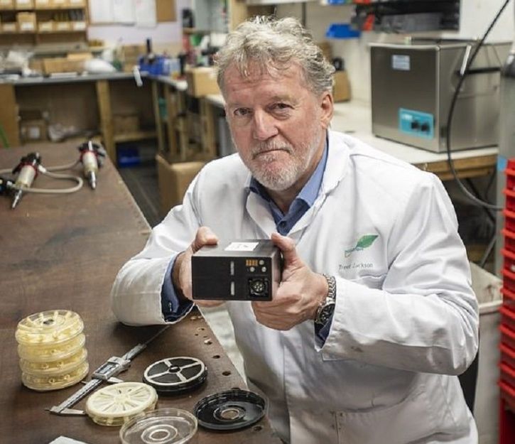 British Engineer Trevor Jackson Invents Battery That Gives Cars 2,400 ...