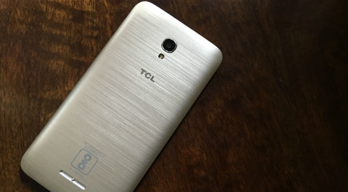 TCL 560 Smartphone: First Impressions
