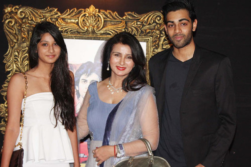 5 Bollywood Single Mothers Who Are An Inspiration To New Generation